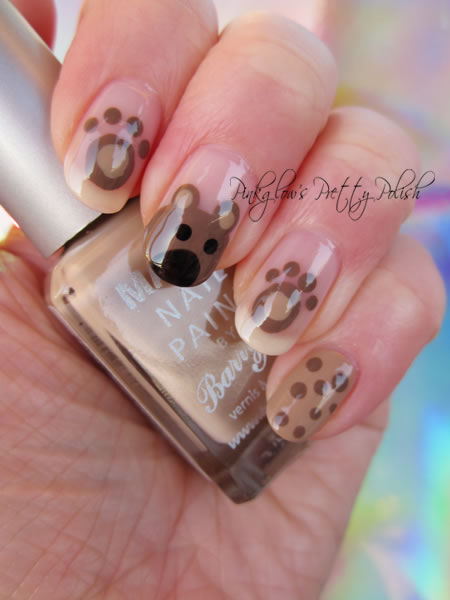 Unhas com cães e gatos